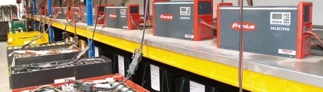 Acculader voor uw heftruck huren of kopen √ Indubatt